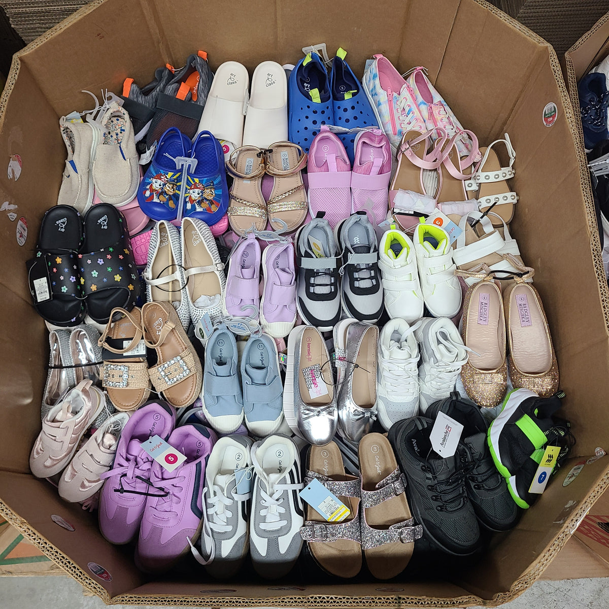 Target Kids Shoes (250 Pairs) – Bargains & Bundles